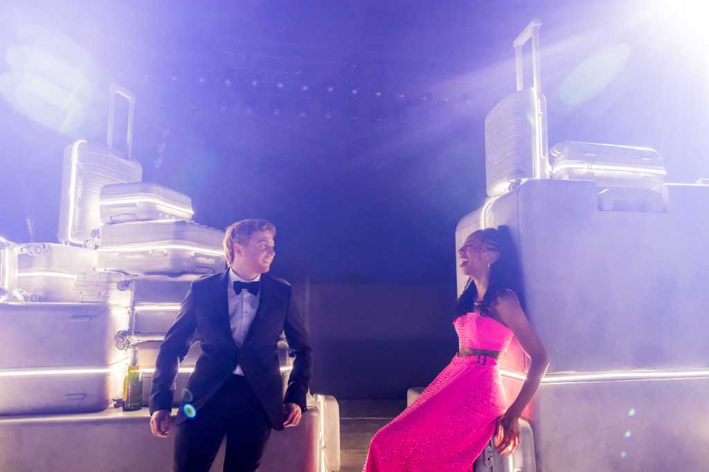 16 – 1257_Sam Tutty and Christiani Pitts in TWO STRANGERS (c) Matthew ...